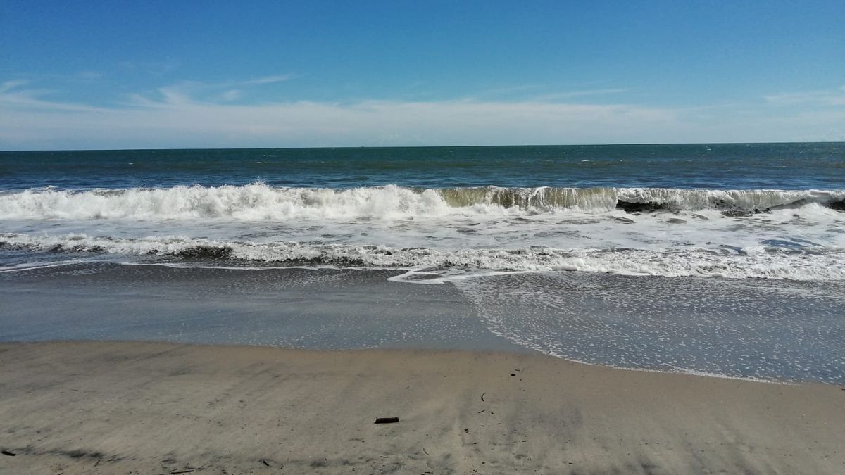 Emiten aviso de prevención por mareas máximas en el Pacífico panameño ...