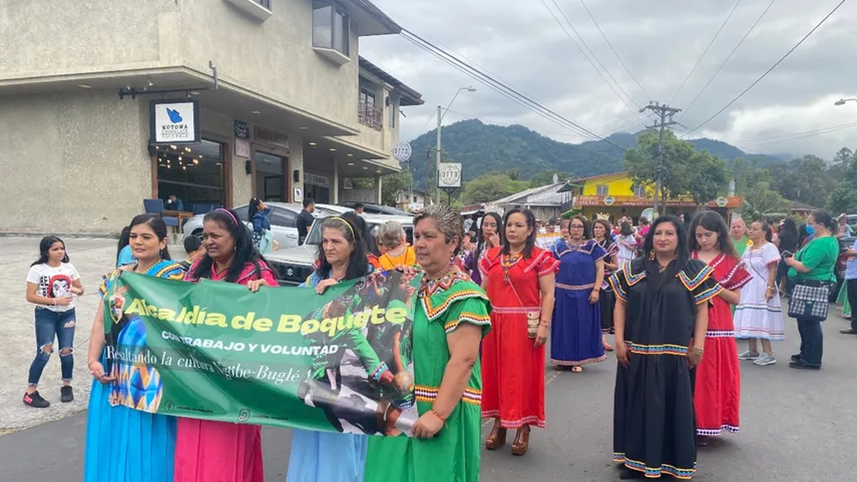 Comarca Ngäbe Buglé conmemora sus 27 años con un desfile cultural ...
